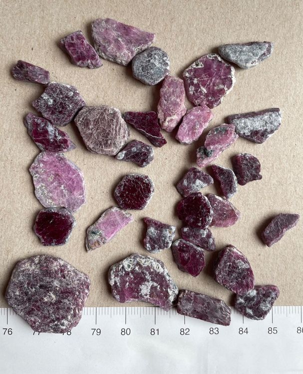 Rubin Corundum echte Rohsteine unbehandelt natur (Neu und ...