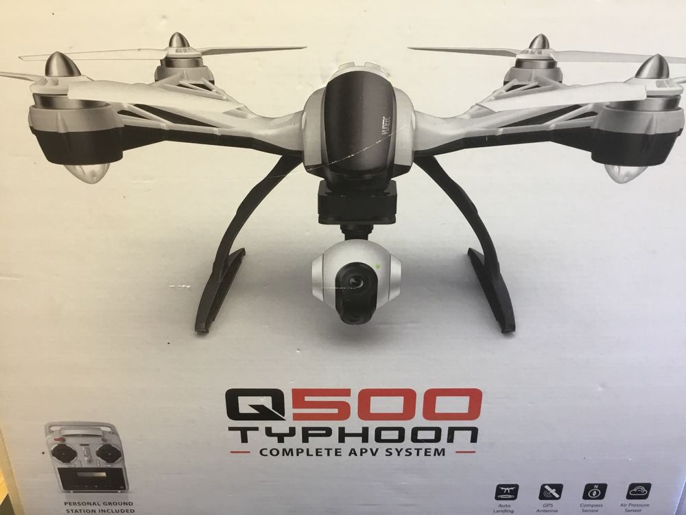 Drohne YUNEEC Q500 Typhoon + 2 Fernbedienungen + 2neue Akkus (Gebraucht ...