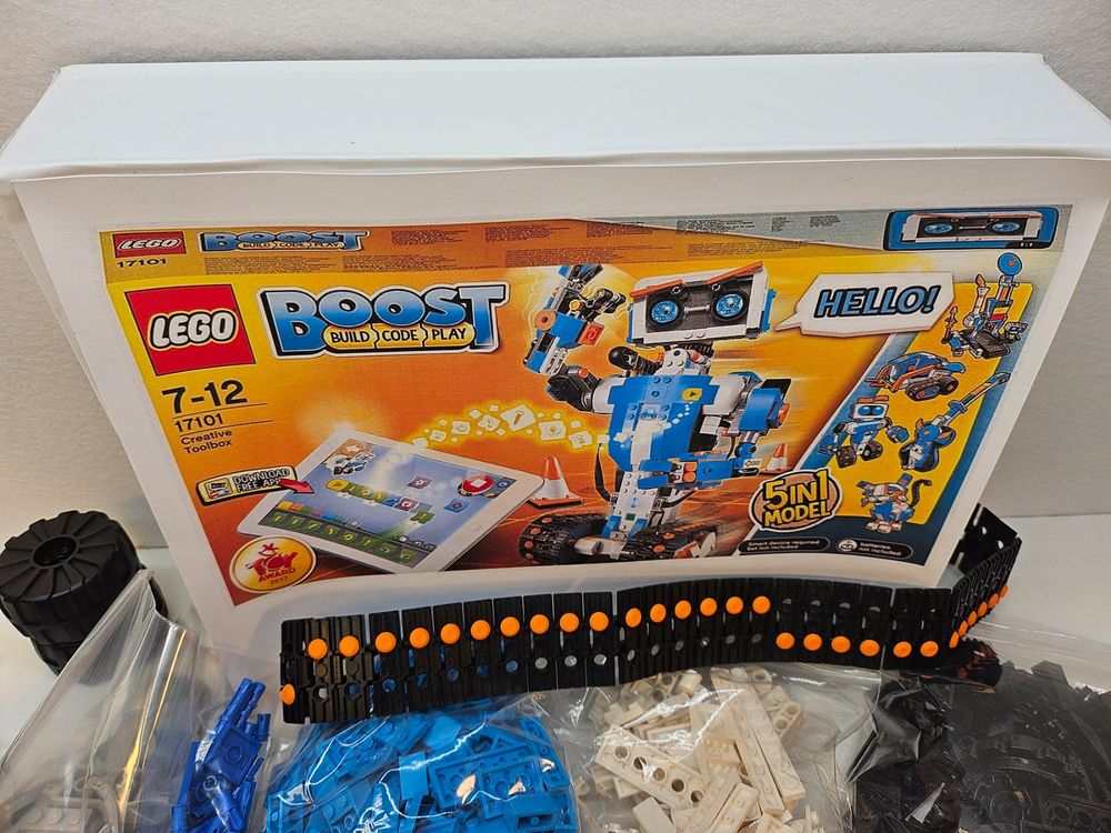 Lego Boost 17101 Kreativ Toobox Roboter Jahr 2017, 5 in 1 (Gebraucht ...