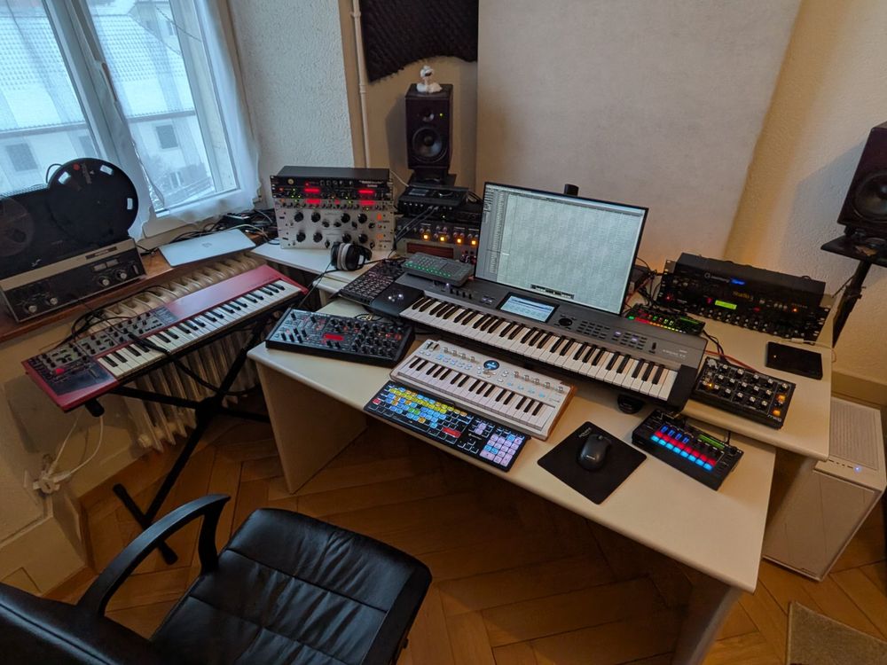 ASTROLAB 37 by Arturia (Neu (gemäss Beschreibung)) in Saignelegier für ...