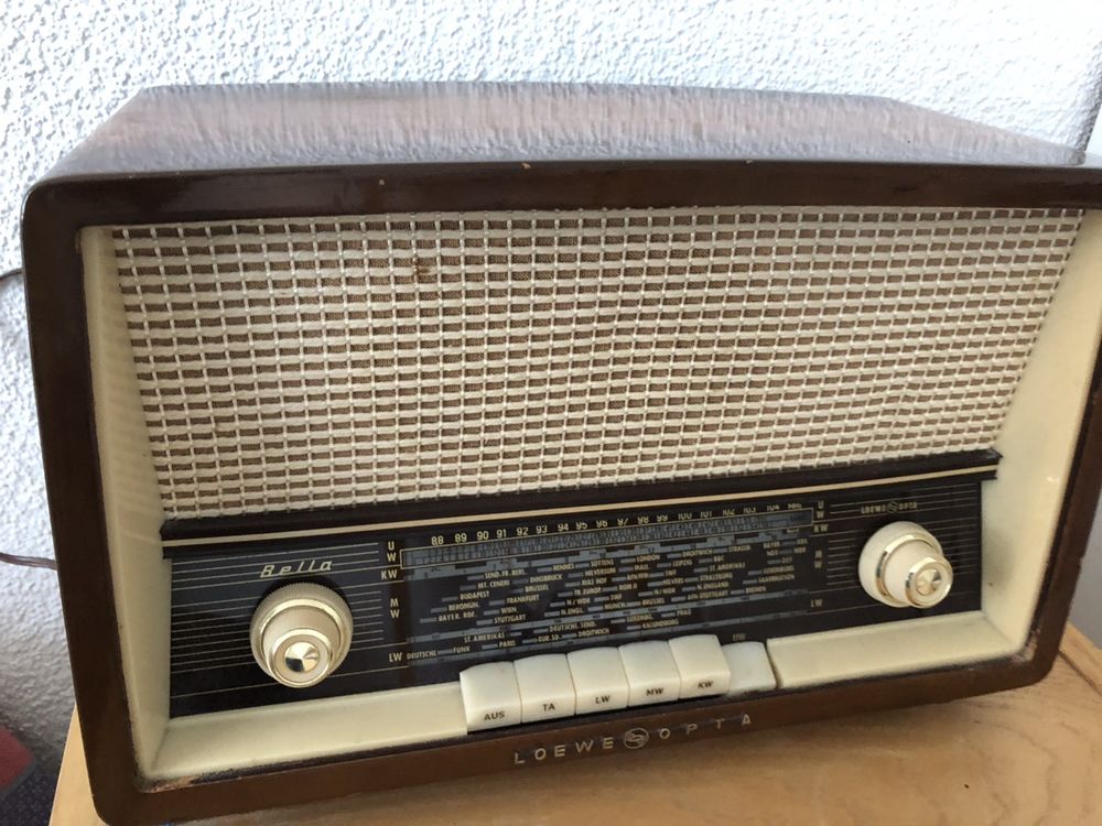Loewe Opta Bella Radio 320 II - Vintage Charme für Sammler! (Gebraucht ...