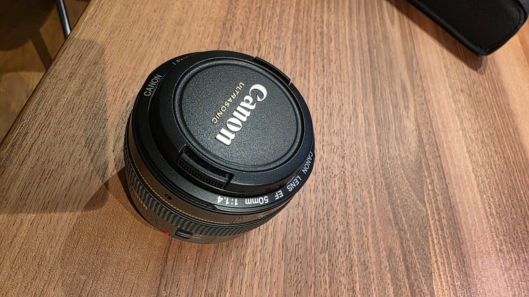 Canon EOS 5 Set (3 Objektive, Blitz, Tasche) (Gebraucht) in Schwyz für ...