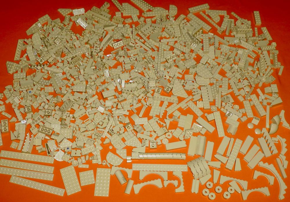 Lego / 1,1 Kilo Bausteine tan (beige) (Gebraucht) in Langnau am Albis ...
