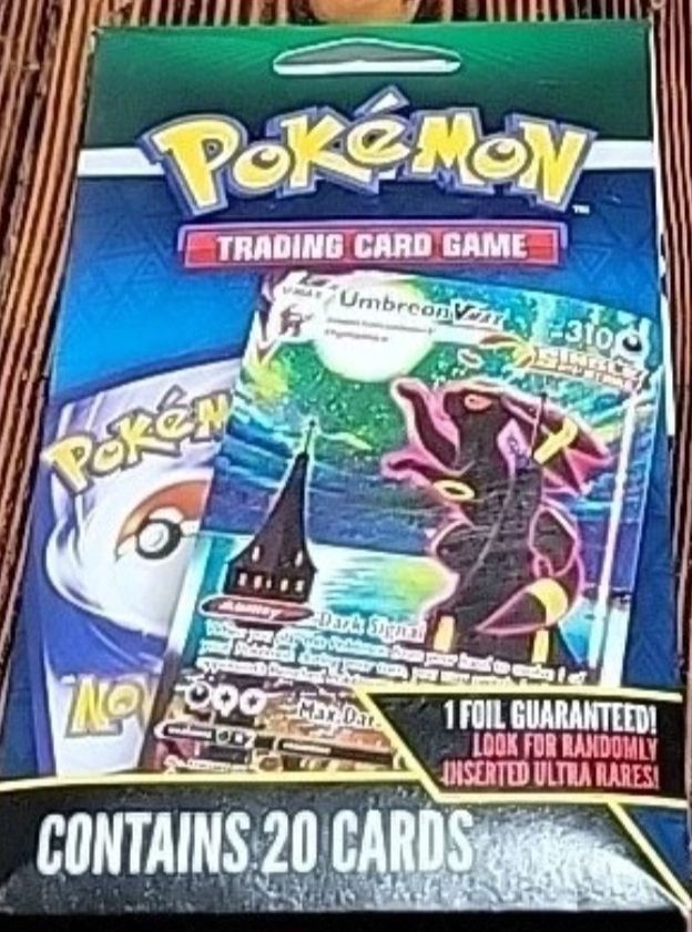 Pokémon TCG: Espansione - Umbreon VMAX! (Nuovo e nell'imballaggio ...