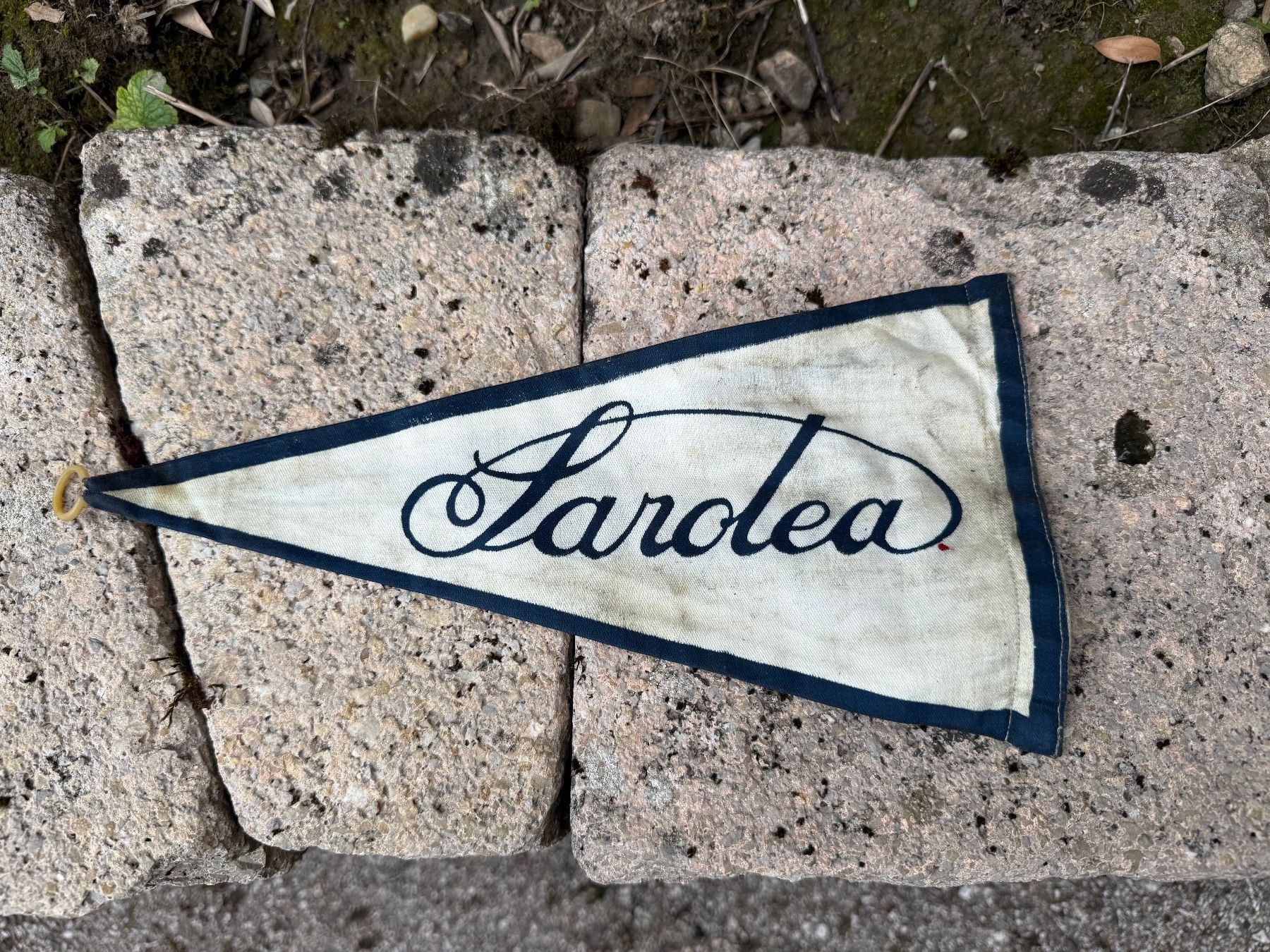 Rare Fanion pour moto Sarolea (Gebraucht) in Commugny für CHF 85 – mit ...