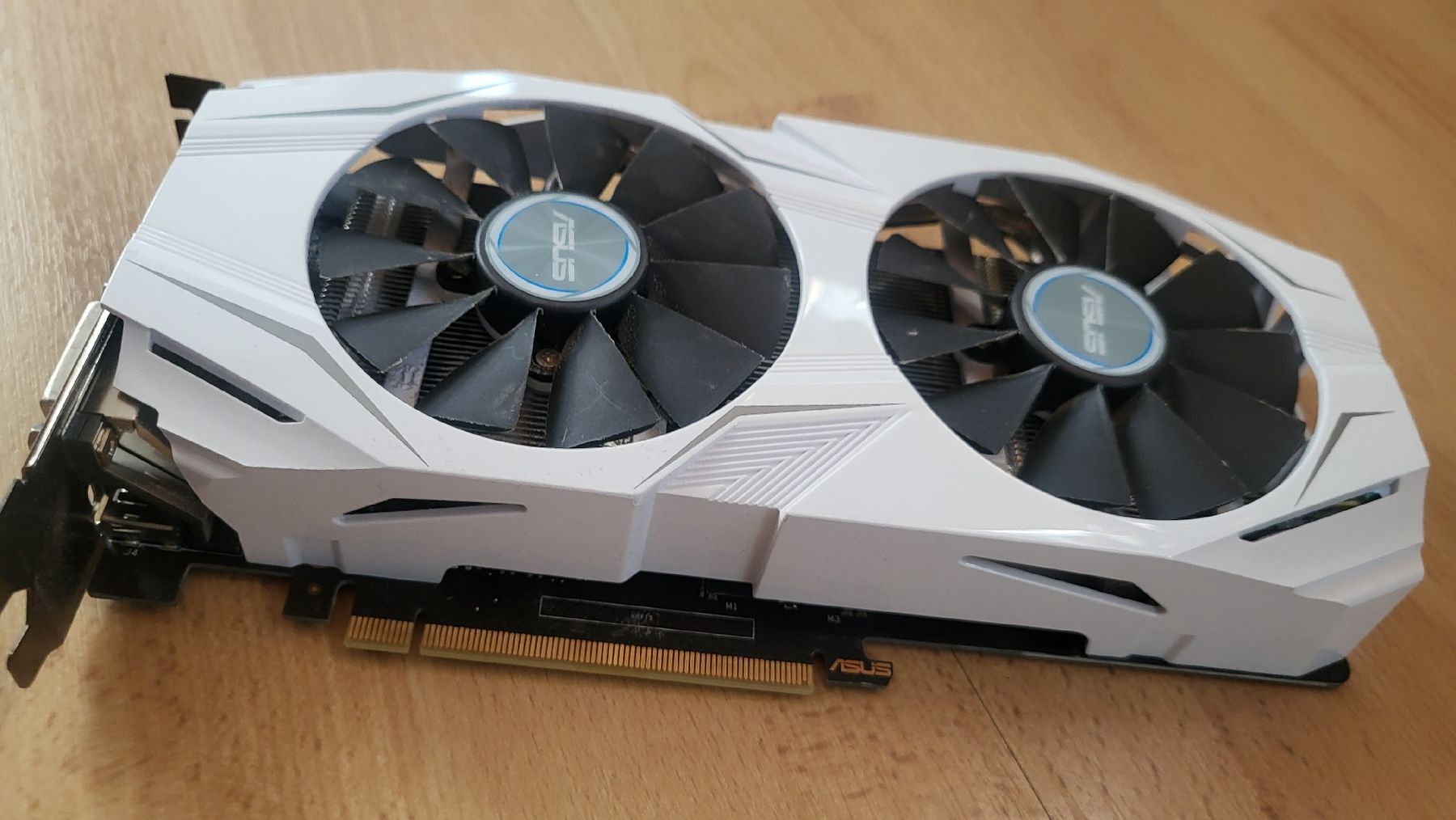 ASUS™ DUAL NVIDIA GTX 1060 6GB Grafikkarte (Gebraucht) in Tägertschi für CHF 60 – mit Lieferung ...