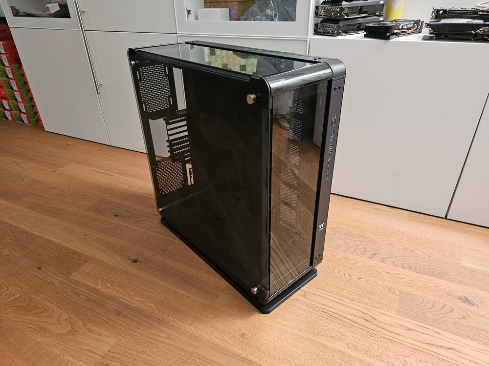 Thermaltake Core P8 Tempered Glass Computer Gehäuse (Gebraucht) in ...