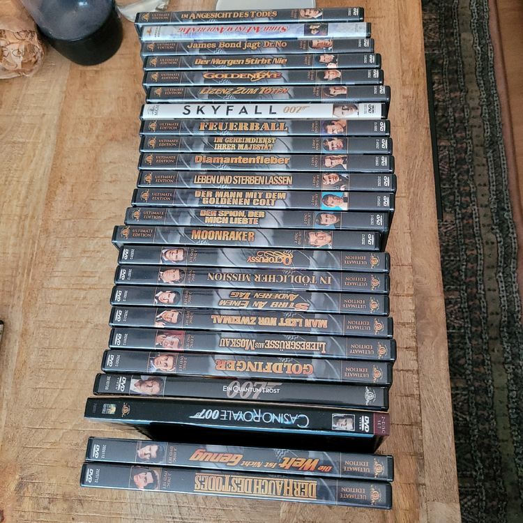 James Bond 24 filme dvds 007 daniel craig sean connery (Gebraucht) in ...