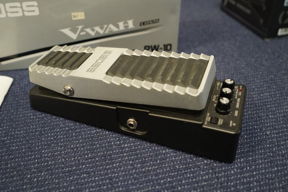 Boss PW-10 V-Wah Modelling Pedal | Kaufen auf Ricardo