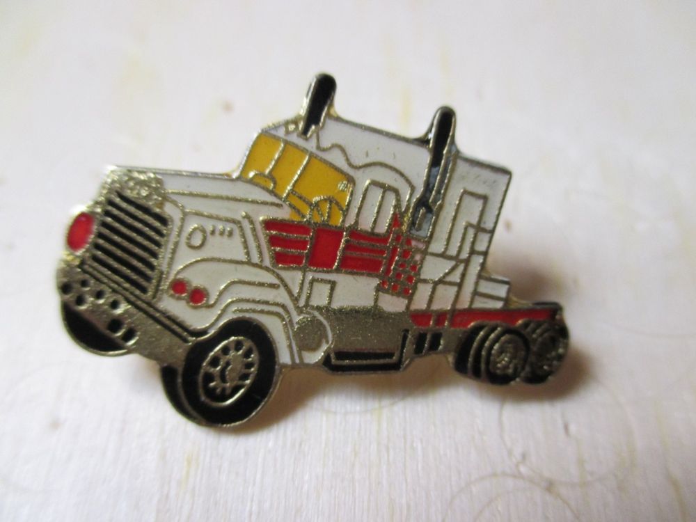 Truck LKW Mack White Pin (Neu (gemäss Beschreibung)) in Felsberg für ...