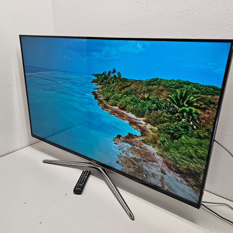 SAMSUNG 48 Zoll Smart TV | Kaufen auf Ricardo