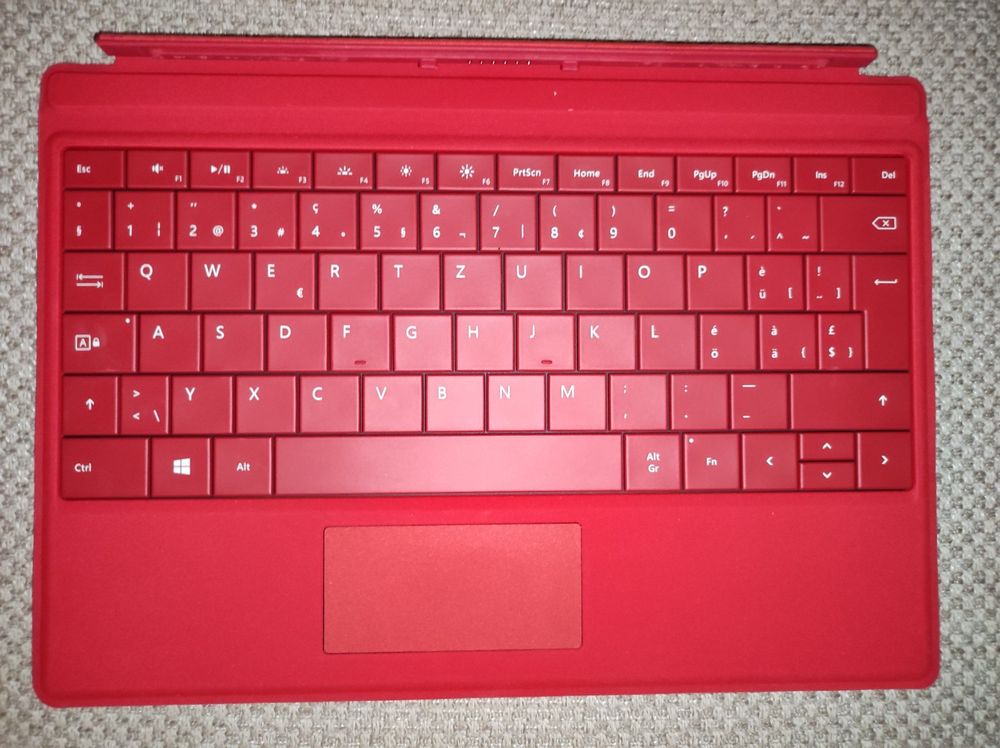 Surface 3 Red Type Cover | Kaufen auf Ricardo
