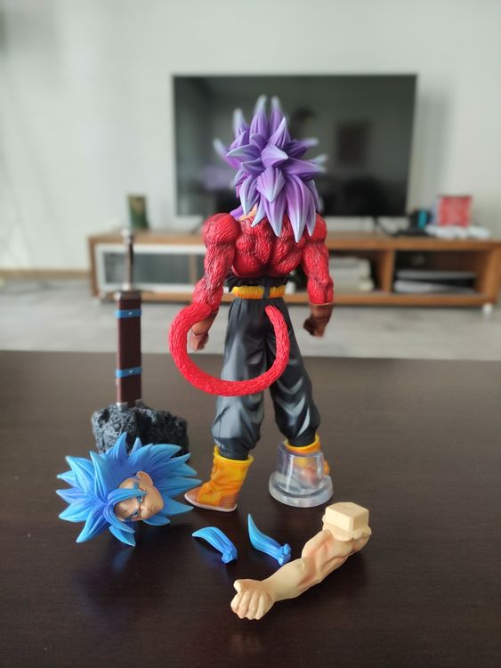 Magnifique figurine de Trunks SSJ4 - Dragon Ball Heroes (Neu (gemäss ...