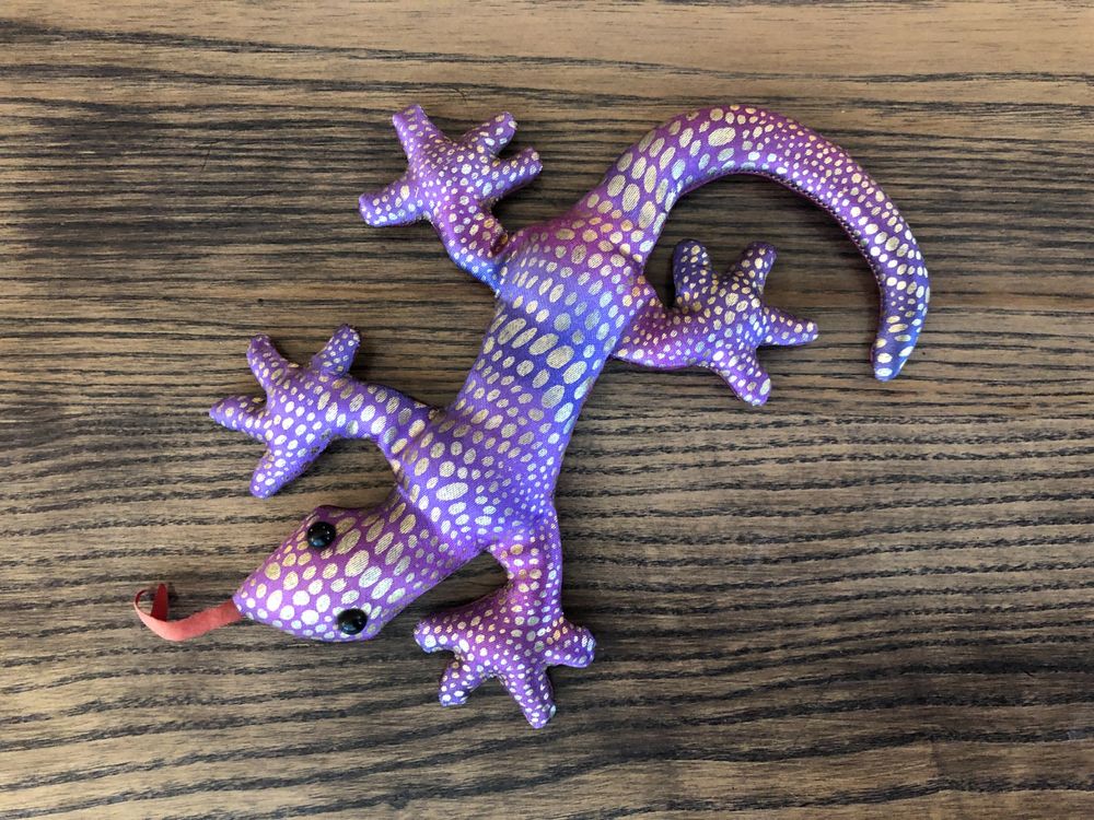 Gecko Salamander mit Sand gefüllt lila gold Briefbeschwerer (Gebraucht ...