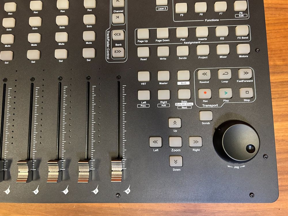 iCON QCon Pro G2 – USB-MIDI DAW-Control Surface (Gebraucht) in ...