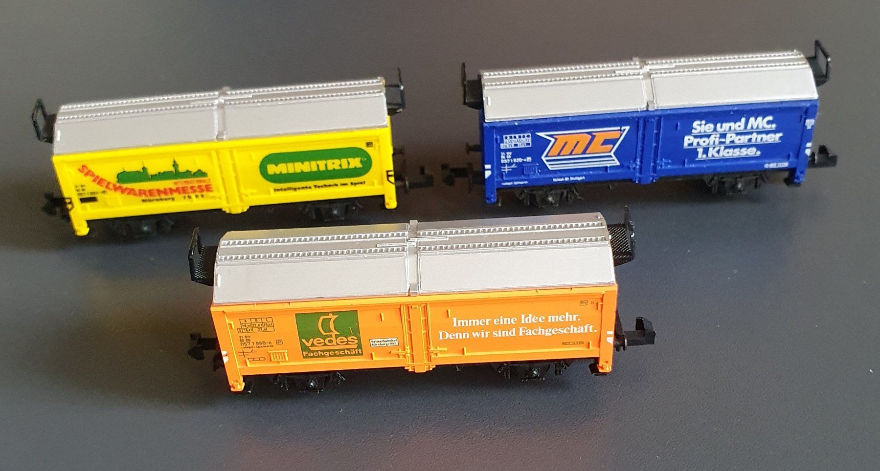 Minitrix / Trix (Lot 17) 3x Werbe-Güterwagen (Gebraucht) in Zürich für ...