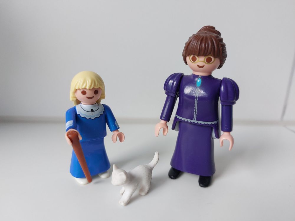 PLAYMOBIL Figuren Clara und Fräulein Rottenmeier aus Heidi | Kaufen auf ...