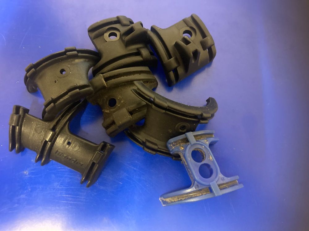 LOT Bottom bracket tretlager cable guides (Gebraucht) in Meggen für CHF ...