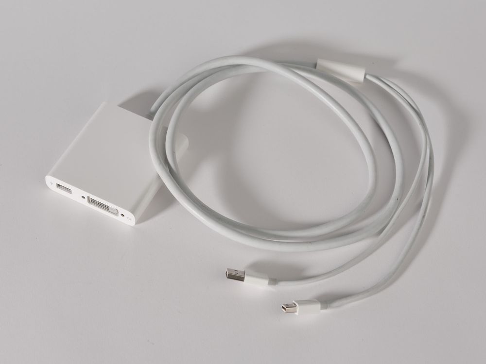 APPLE Monitor Adapter – DVI Thunderbolt 2 | Kaufen auf Ricardo