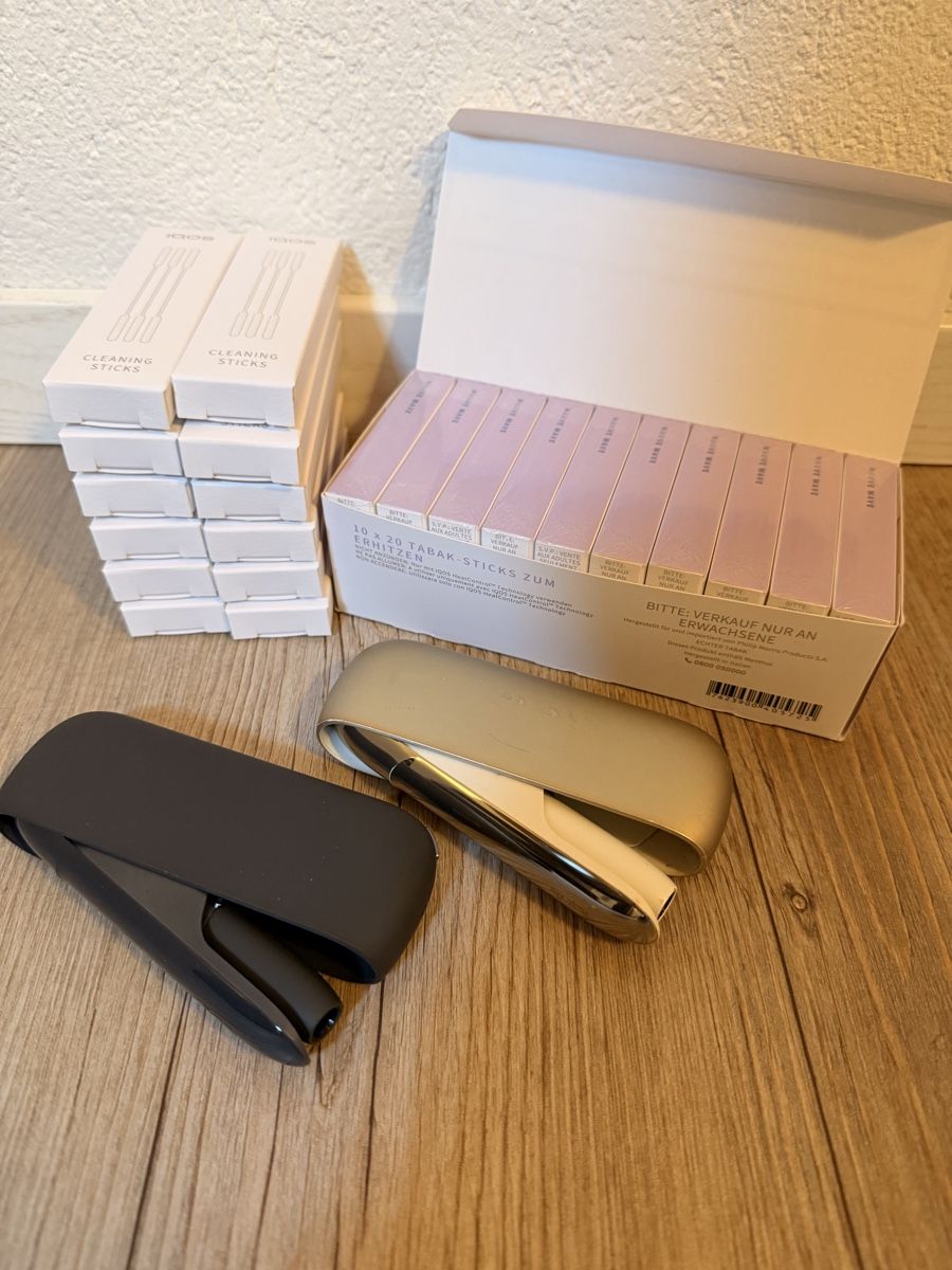 IQOS 3 Duo Kit: Holder, Charger + Reinigungs-Sticks (Gebraucht) in ...