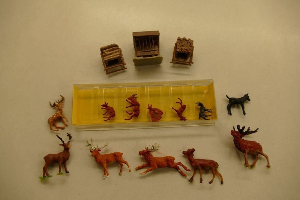 Spur H0: Wildtiere und Futterkrippe (Gebraucht) in Niederhasli für CHF ...