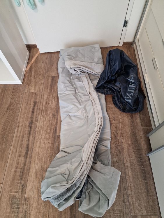 Intex Luftbett mit integrierte Pumpe (Gebraucht) in Dottikon für CHF 16 – mit Lieferung auf ...
