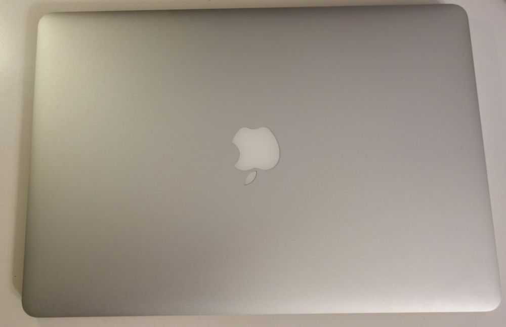 MacBook Pro 15'' Retina (A1398) - DEFEKT FÜR BASTLER (Defekt) in ...