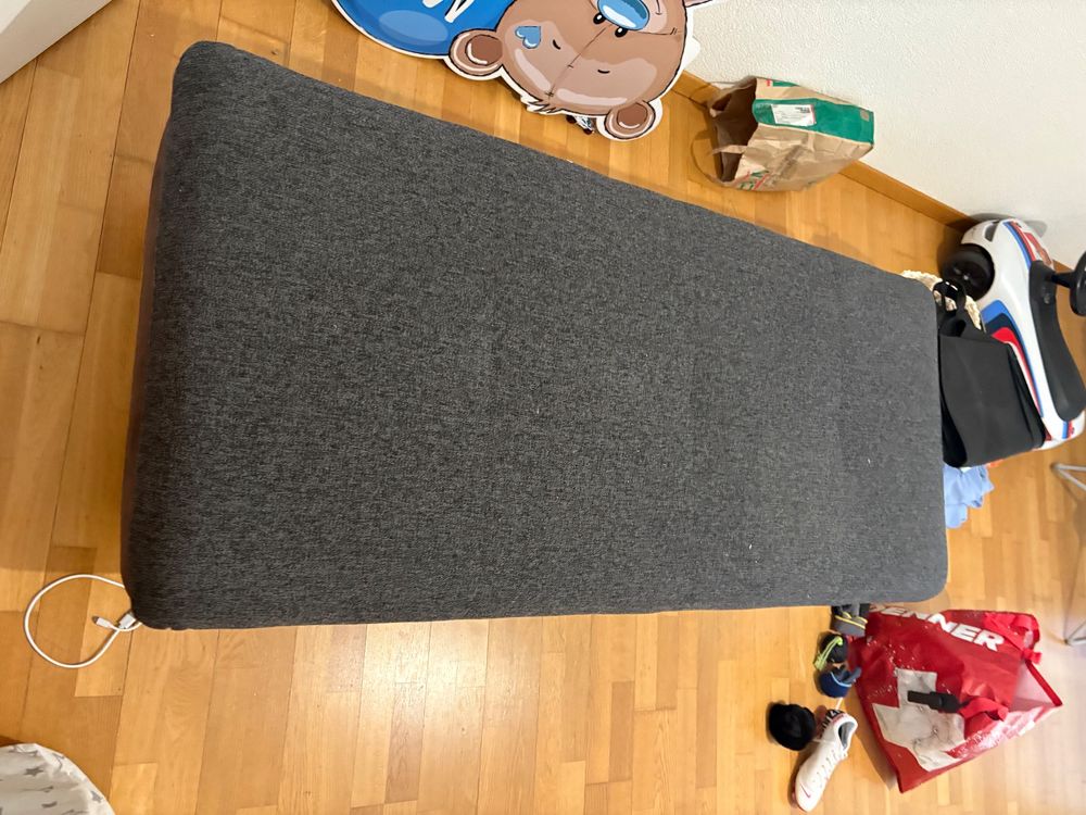 Stoffsitz mit Stauraum (Gebraucht) in Hunzenschwil für CHF 1 – nur Abholung auf Ricardo kaufen