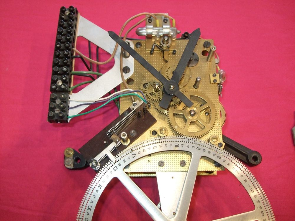 JSGUS Signaluhr, aber nur das Uhrwerk | Kaufen auf Ricardo