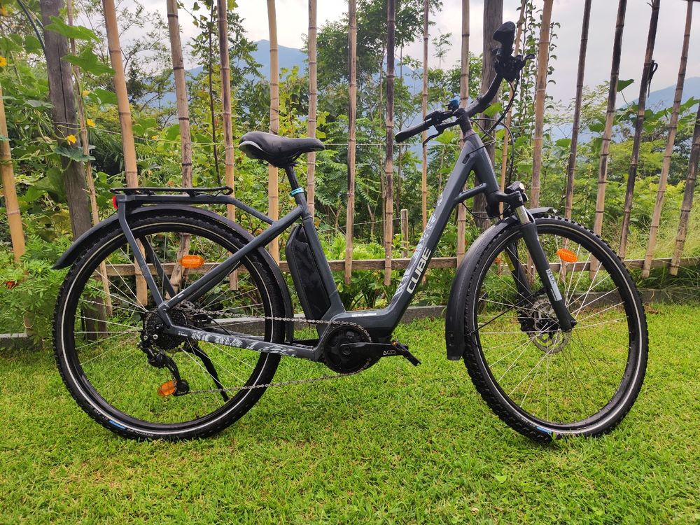 Bosch Cube E Bike | Kaufen auf Ricardo