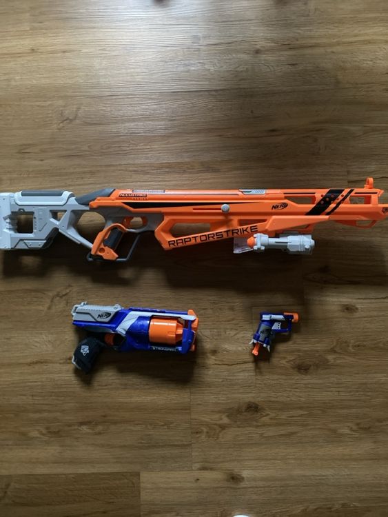 Nerf Raptorstrike + 2 Nerfs (Neu (gemäss Beschreibung)) in Ennenda für ...