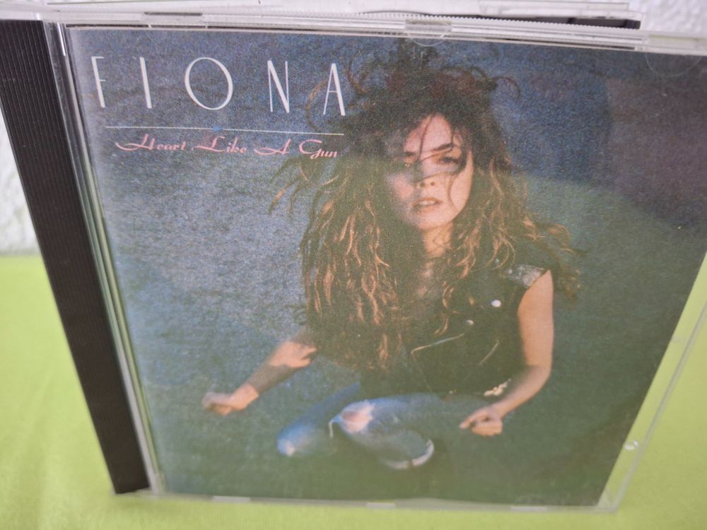 CD Fiona "Heart Like A Gun" ( USA Hard - Rock 1989 ) (Gebraucht) in ...