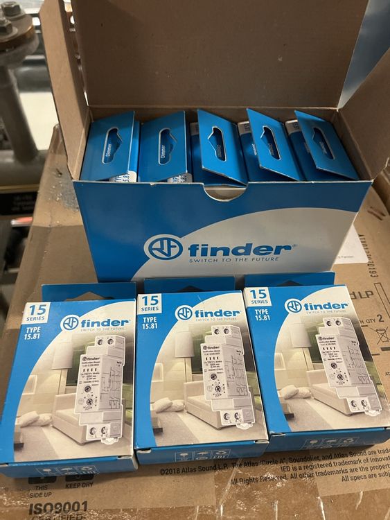 8 Phasenschnitt Dimmer (Neu und originalverpackt) in Adliswil für CHF 29 – mit Lieferung auf ...