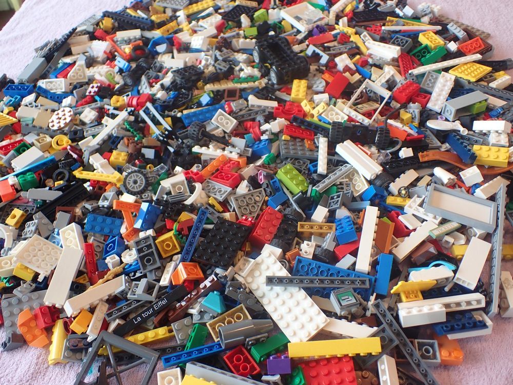 sehr viele LEGO Steine bunt gemischt (1) Kilo Ware System (Gebraucht) in Geroldswil für CHF 32 ...