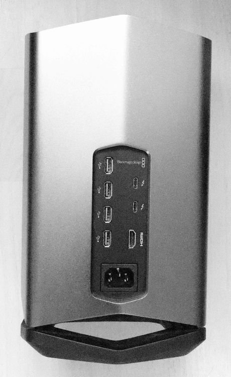 Blackmagic eGPU Radeon Pro 580 Thunderbolt 3 (Gebraucht) in Chavannes ...