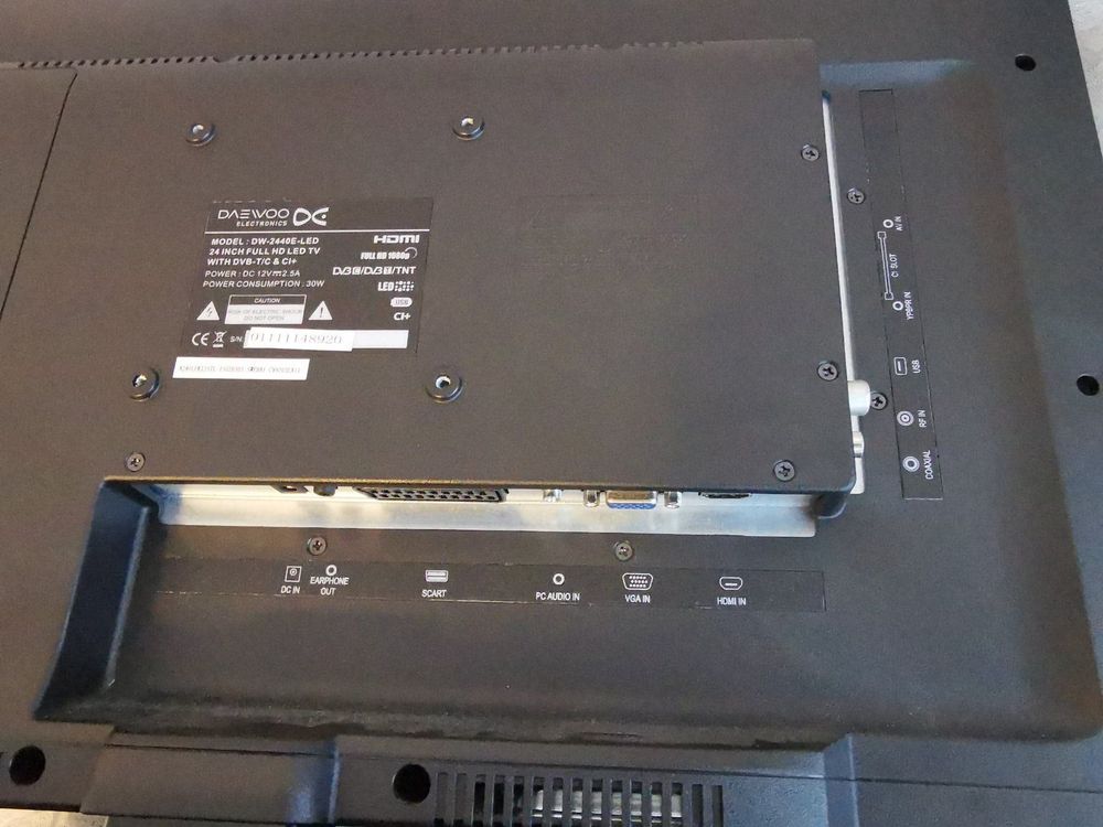 DAEWOO DW-2440E-LED TV oder PC-Monitor (Gebraucht) in Basel für CHF 35 ...