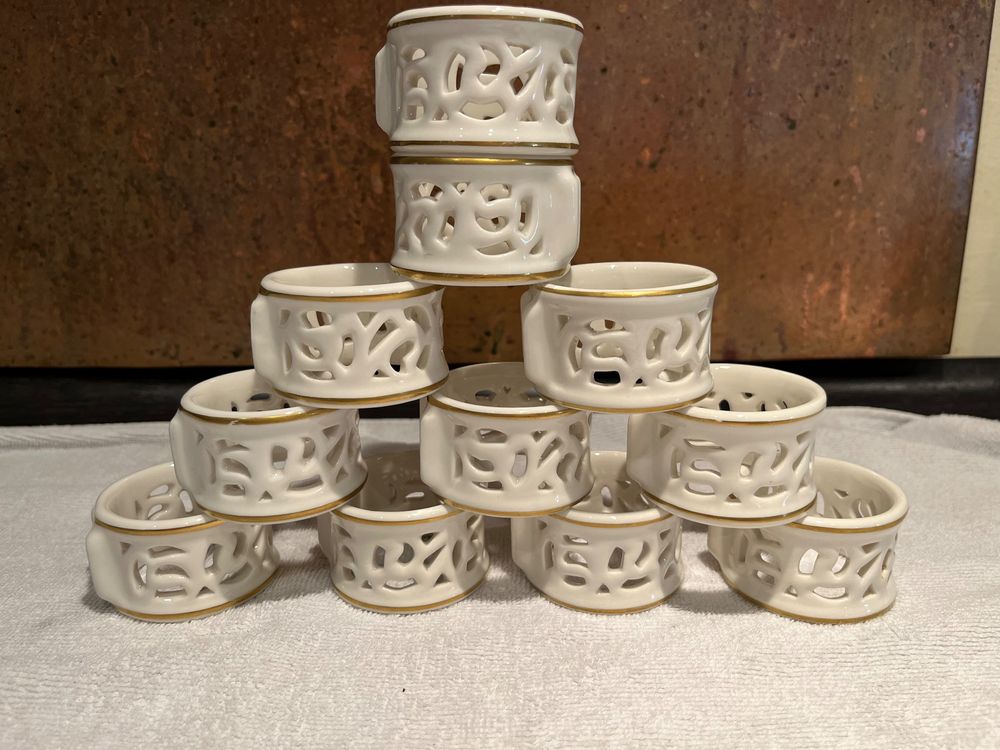 11 porcelain Serviettenringen (Gebraucht) in Brienz BE für CHF 10 – mit ...