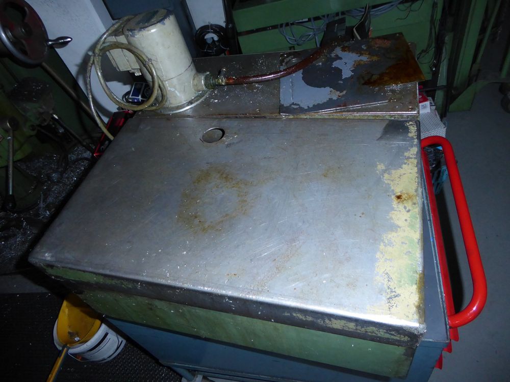 Kühlmitteltank Kühlmittelbehälter Aciera 22 Kühlmittelpumpe (Gebraucht) in Sulz LU für CHF 59 ...