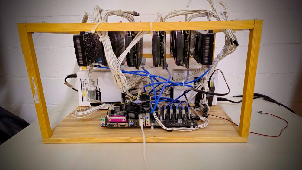 Mining RIG mit 6x nvidia (Gebraucht) in Oberhasli für CHF 111 – nur ...