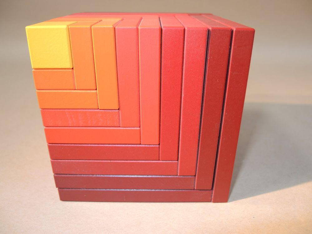 naef Cella rot Spielwürfel Holz (Gebraucht) in Rorschach für CHF 125 – mit Lieferung auf Ricardo ...