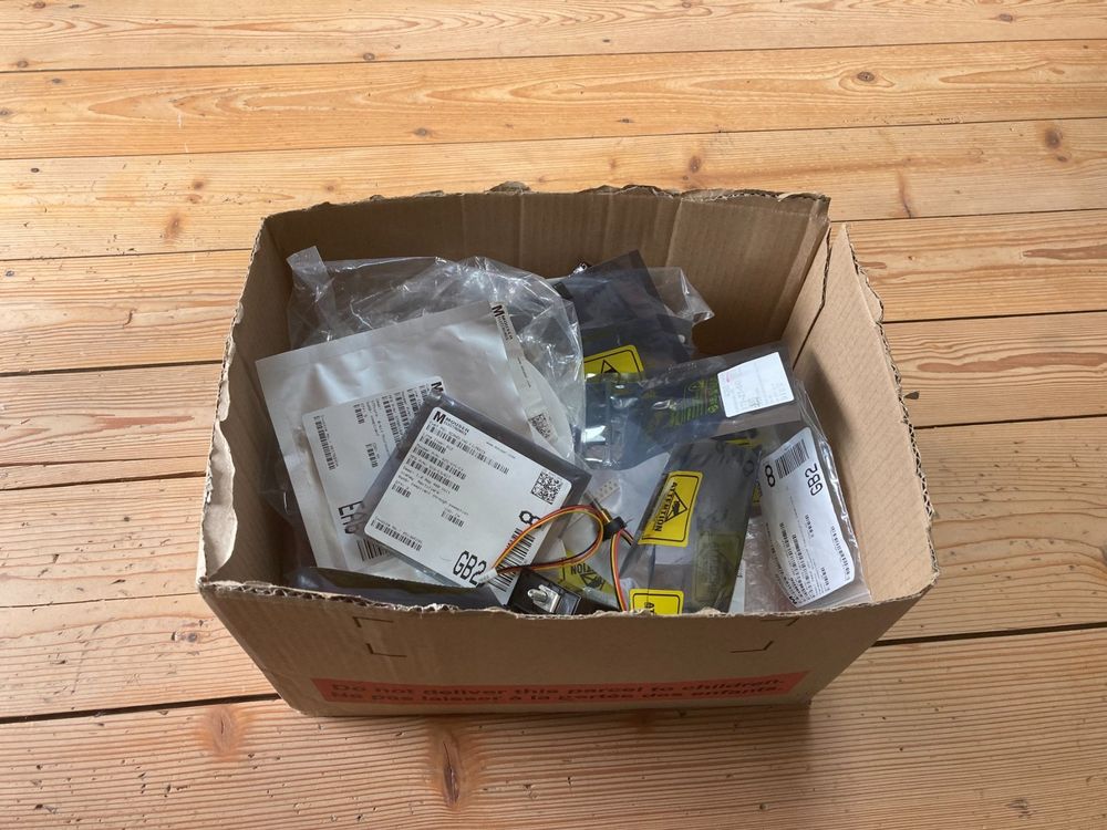 Diverses Elektronik Material (Neu (gemäss Beschreibung)) in Winterthur ...