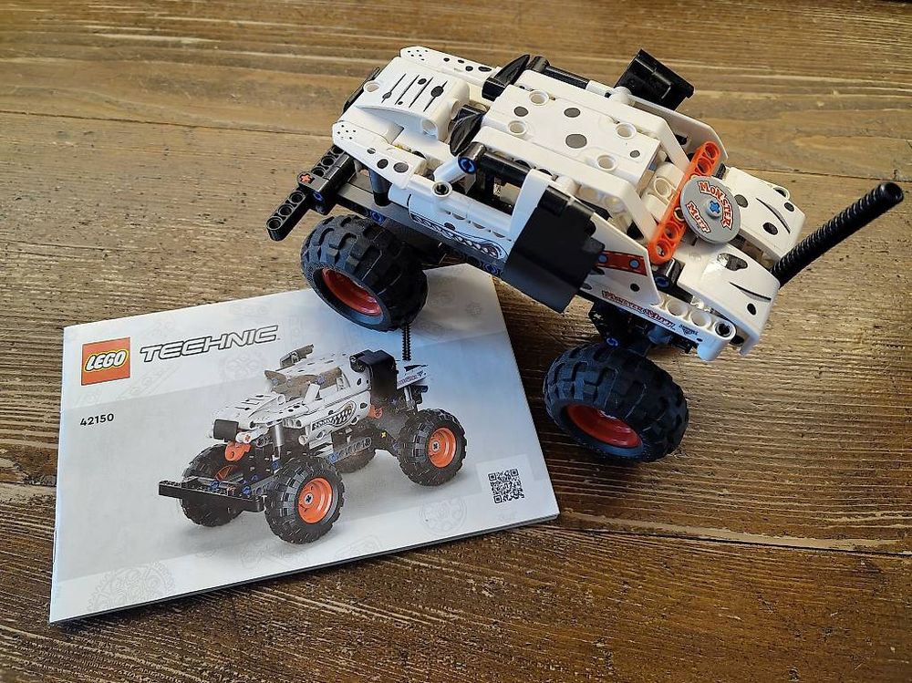 Lego Technic 2in1 Monster Jam & Monster Mutt Dalmatian Truck (Gebraucht ...