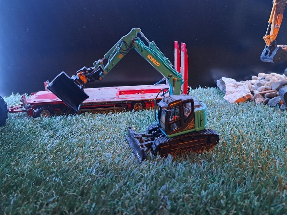 Kobelco ED160 Modellbagger | Kaufen auf Ricardo