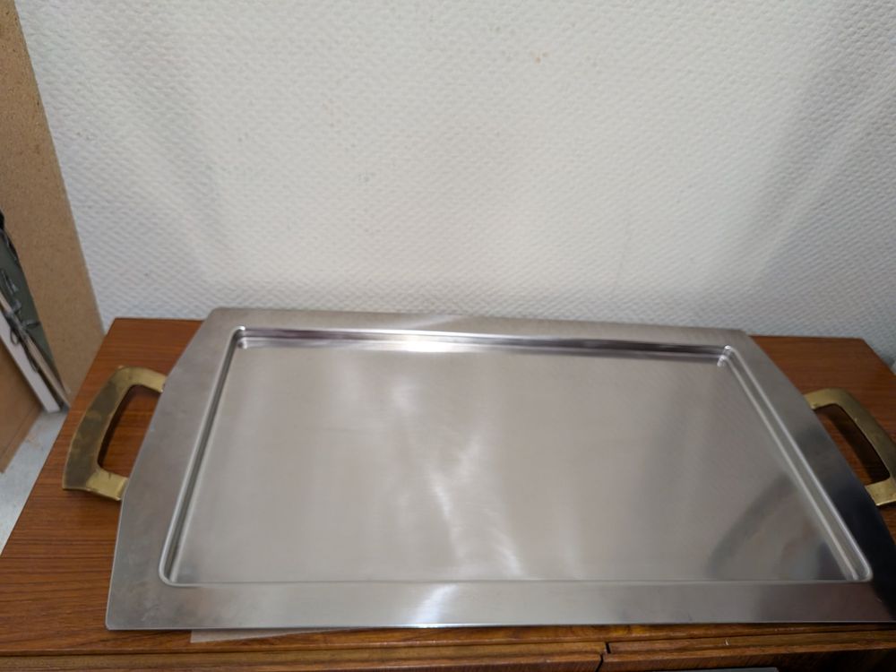 Grosses Tablet Spring Inox Made in Switzerland (Gebraucht) in Emmen für ...