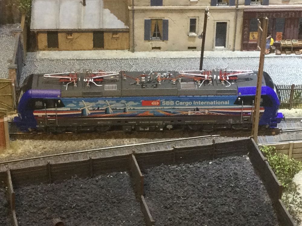 LS Models 17 113 SBB Cargo Vectron (Neu und originalverpackt) in für ...