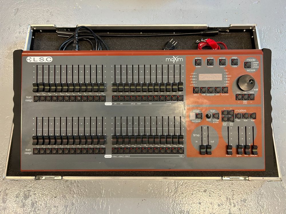LSC Maxim Lichtmischpult (Gebraucht) in Schwarzenburg für CHF 215 – nur ...
