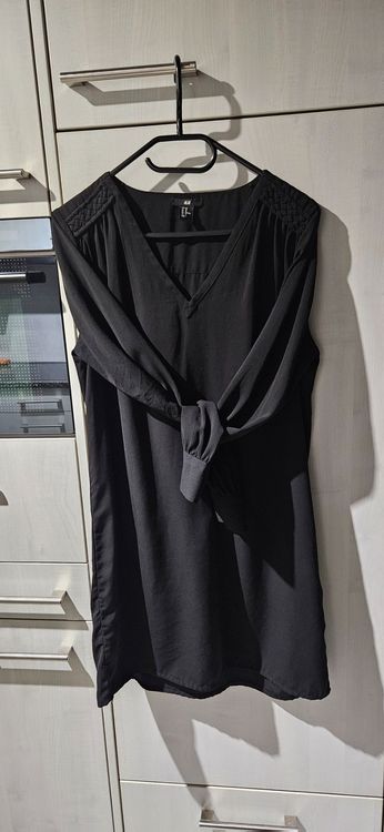 Schwarzes H&M Tunika-Kleid Gr. 40 (Gebraucht) in Volketswil für CHF 4.5 – mit Lieferung auf ...