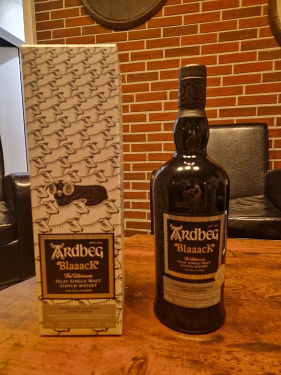 Ardbeg BLAAACK (Neu und originalverpackt) in Bramois für CHF 220 – mit Lieferung auf Ricardo kaufen