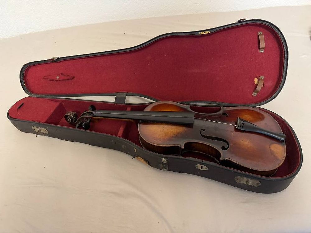 Geige mit Bezeichnung "Jacobus Stainer 1659" (Gebraucht) in Oensingen ...