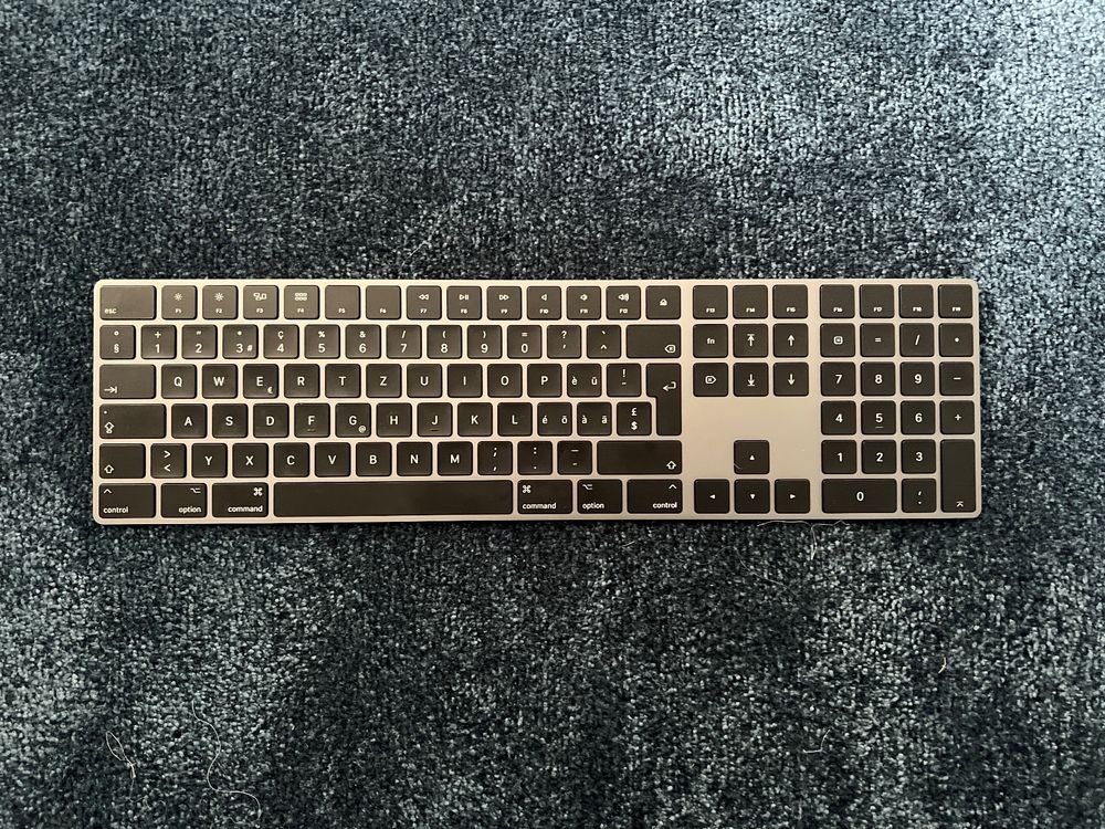 Apple - Magic Keyboard mit Ziffernblock Deutsch, Space Grau | Kaufen ...